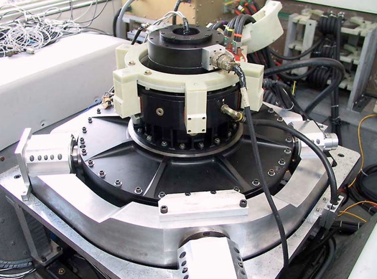 135kW Flywheel for Metro Bus - MAGNETIC BEARINGS